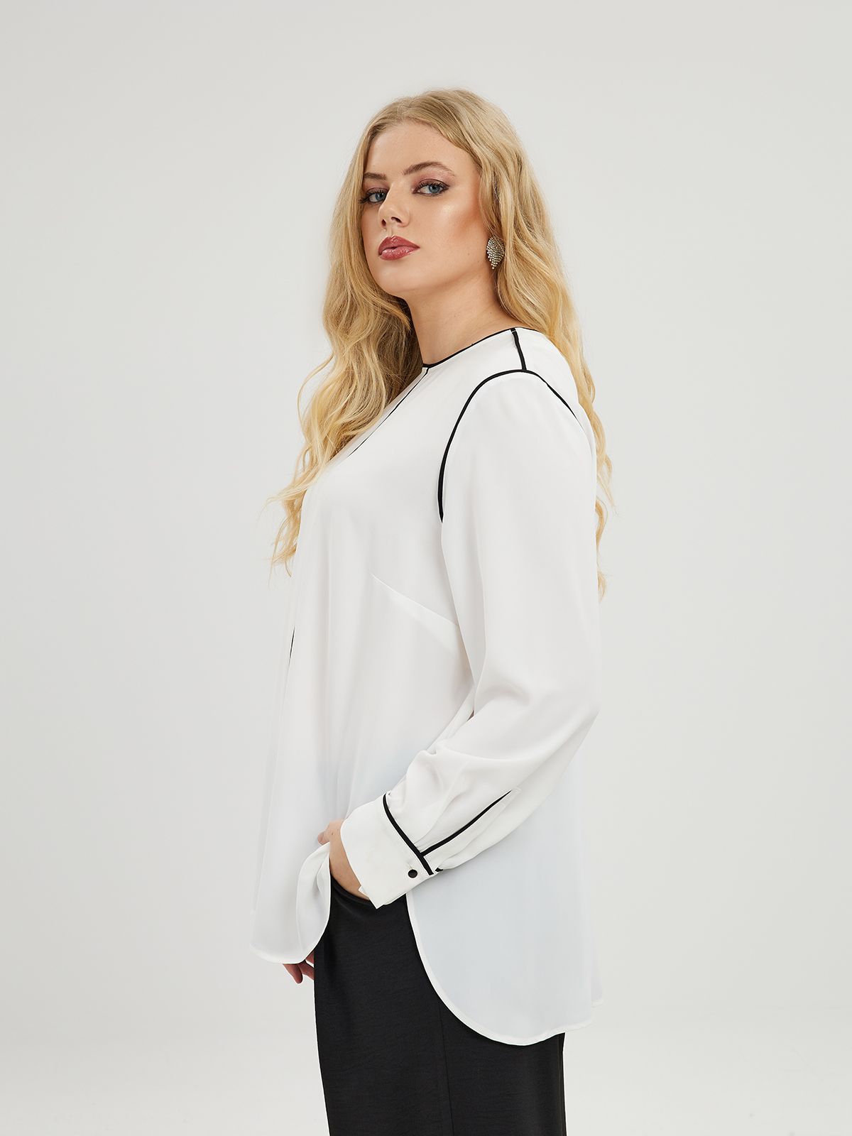 Long-sleeve two-tone blouse | mat fashion