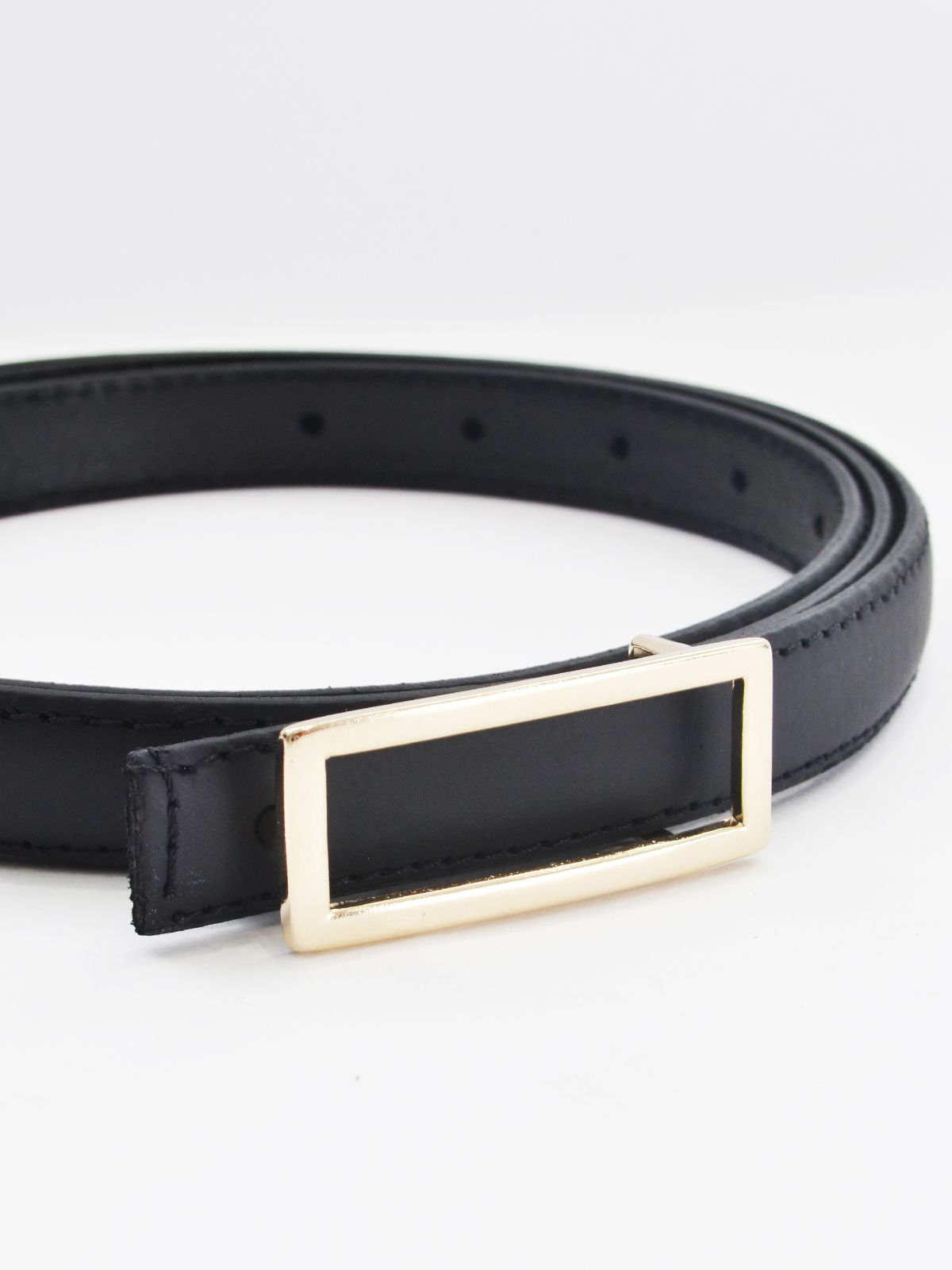 Slim leather belt with gold tone buckle mat fashion